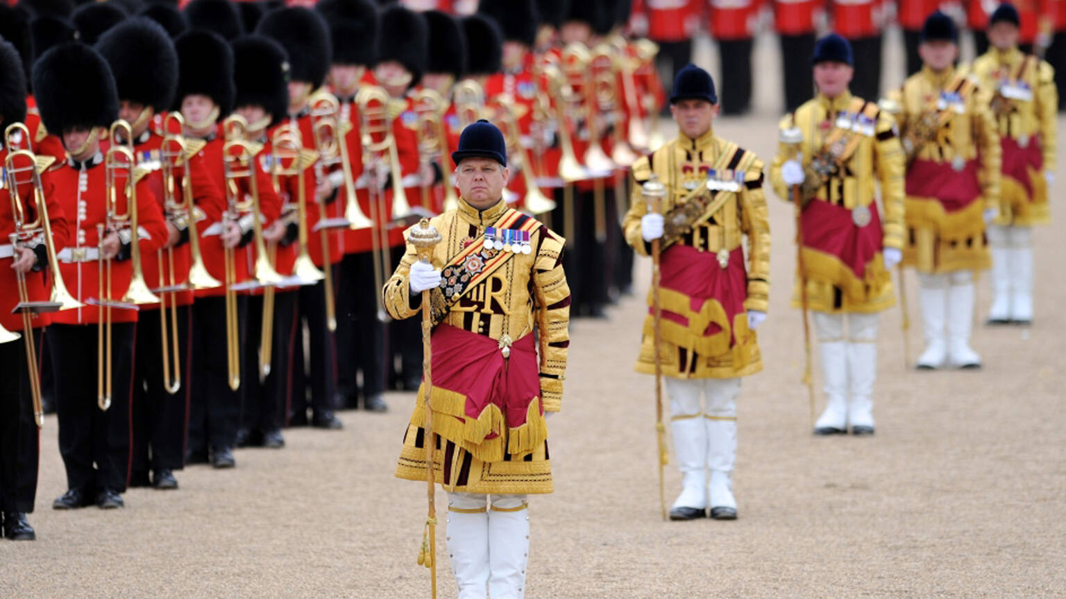 Trooping the Colour: The Queen’s Birthday Parade | Things to do in London