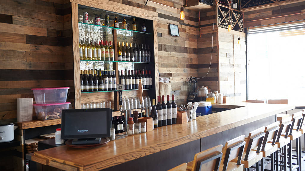 Sayra's Wine Bar | Bars in Rockaways, New York