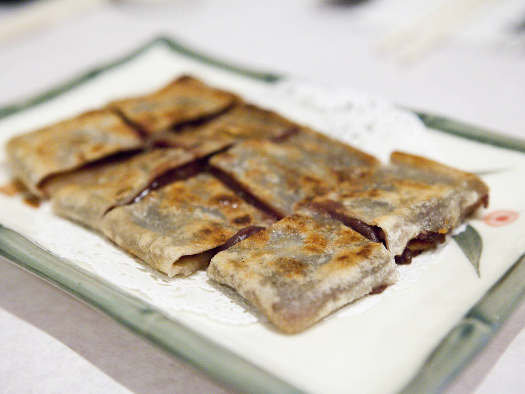 NYC's 29 Best Chinese restaurants serve dim sum, noodles and more