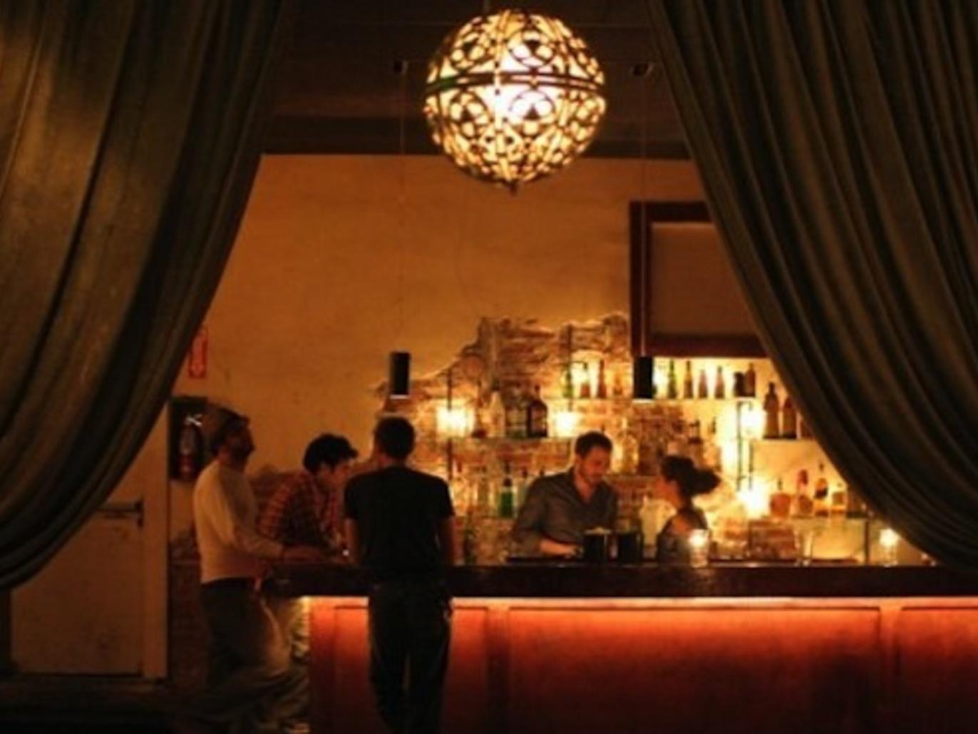 Live music venues for local bands in Los Angeles