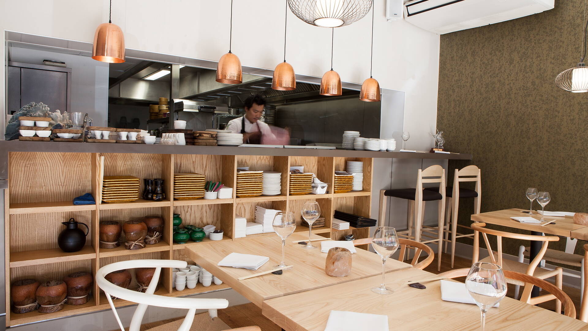 A Wong | Restaurants in Victoria, London