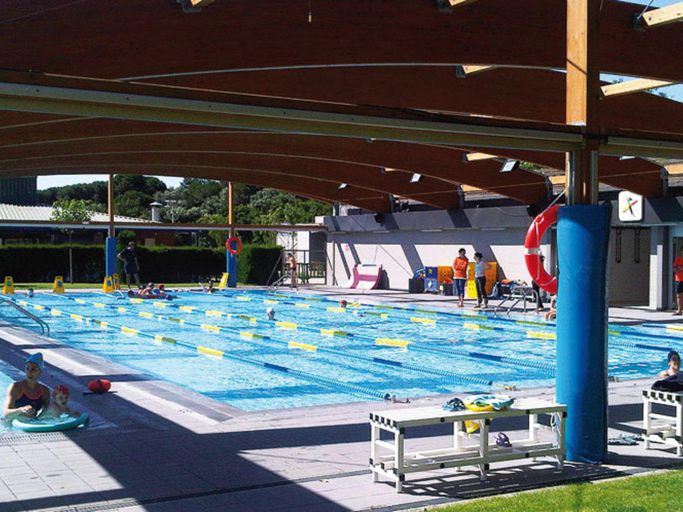 10 Best Outdoor Public Pools in Barcelona, By Local Editors