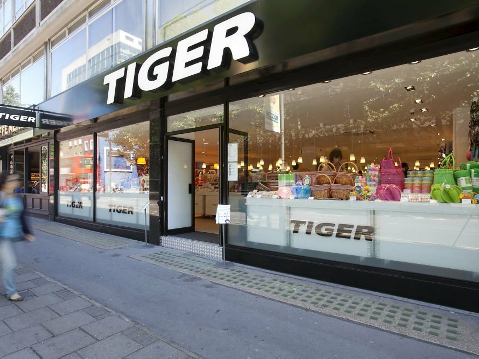 13 Best Cheap Shops in London