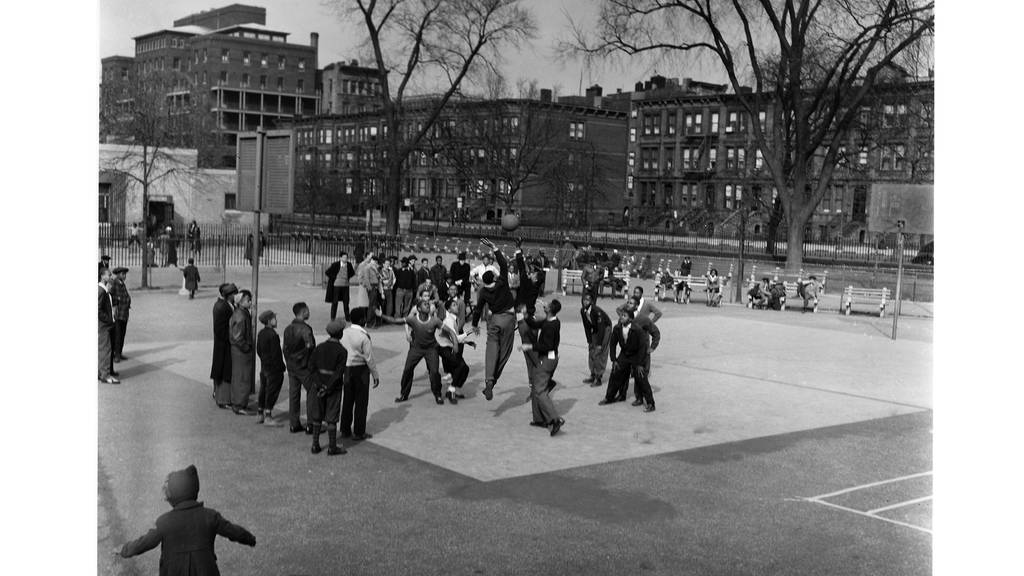 NYC streetball photos: 1911–1996 (slide show)