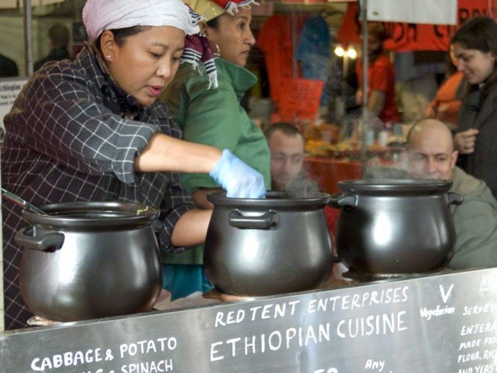 8 Best Fashion Markets In London: Clothes Markets for Style Seekers