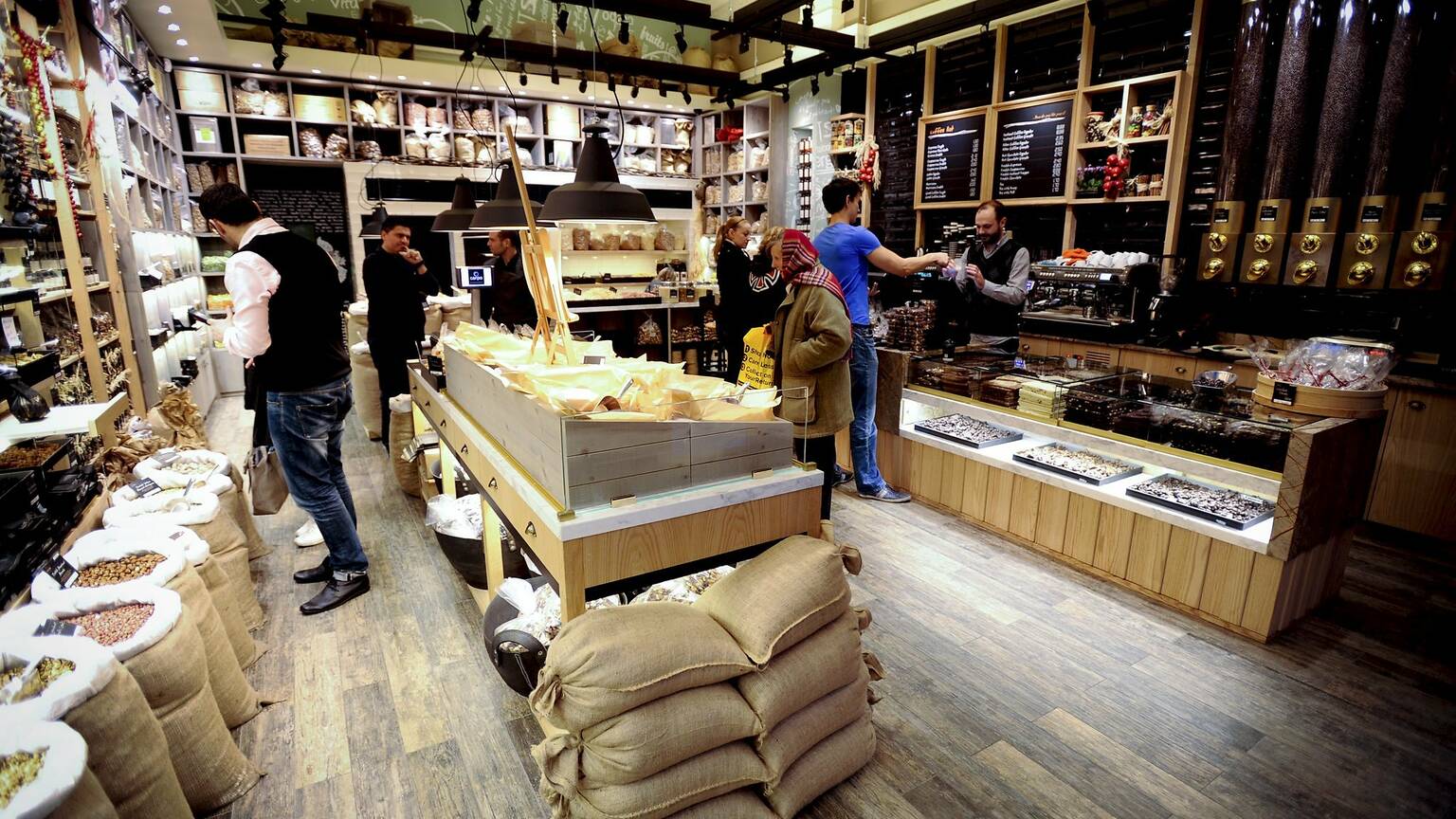 Carpo | Restaurants in Piccadilly, London