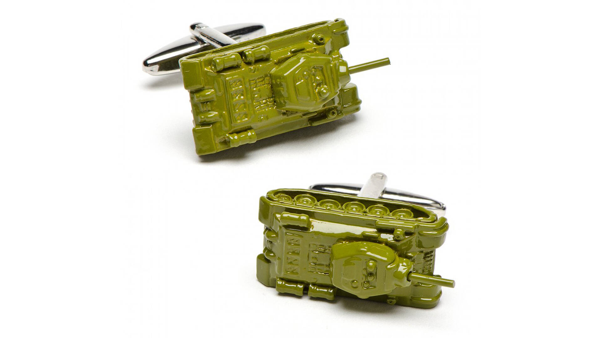 Fall fashion trend watch: Military-inspired clothing and accessories ...