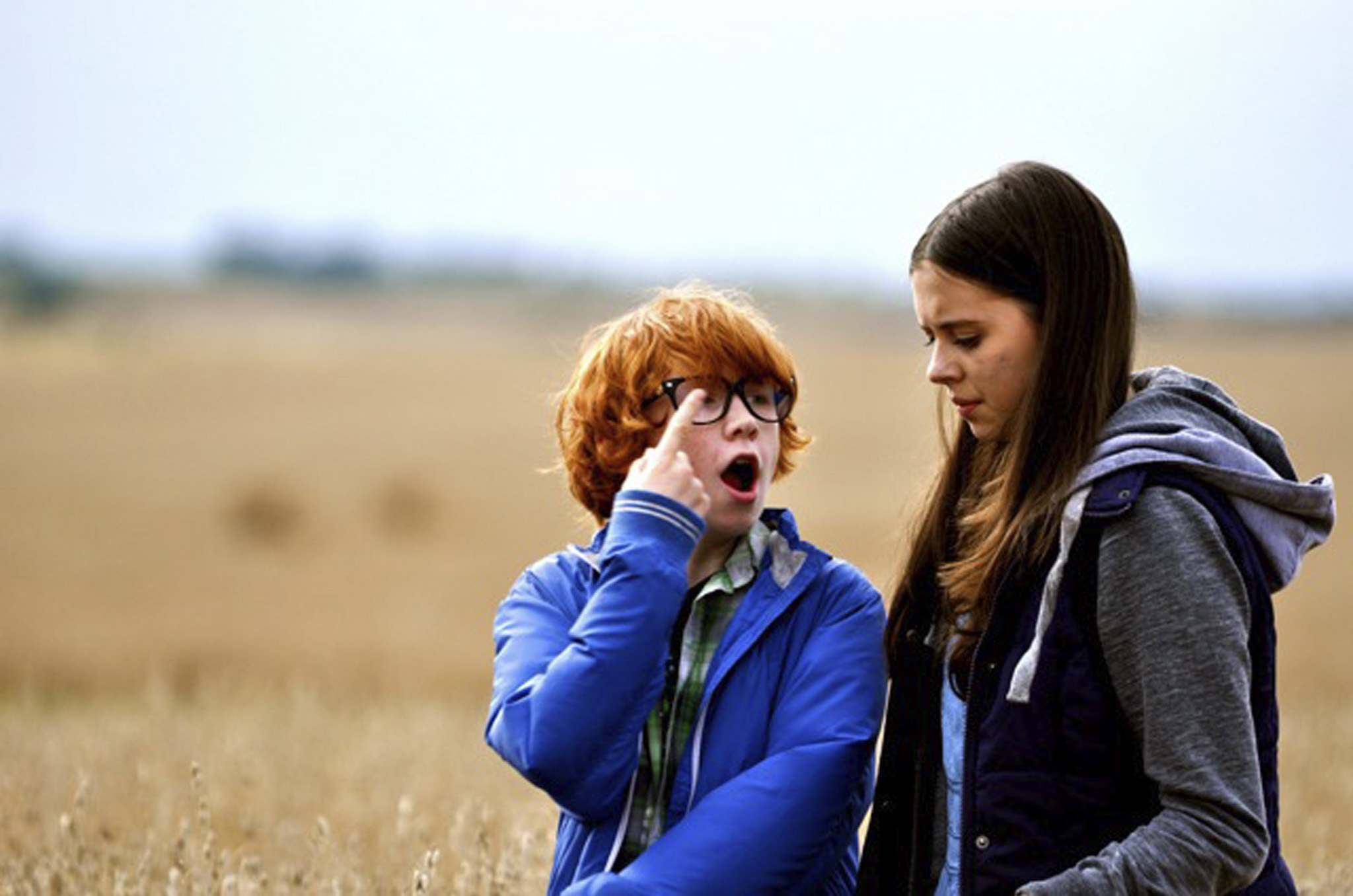 Side By Side 2013, directed by Arthur Landon | Film review