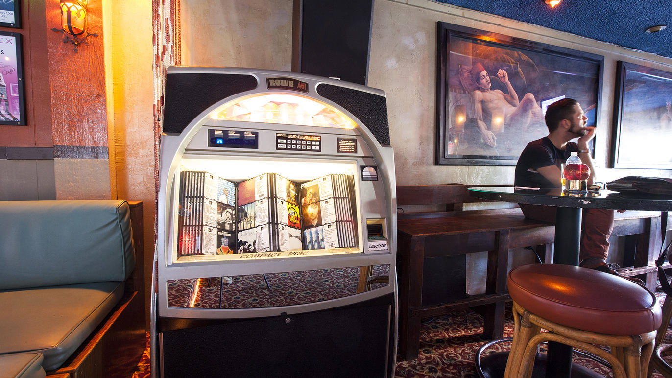 Akbar | Bars in Silver Lake, Los Angeles