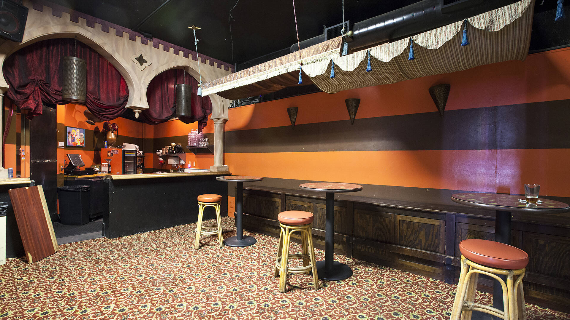 Akbar | Bars in Silver Lake, Los Angeles