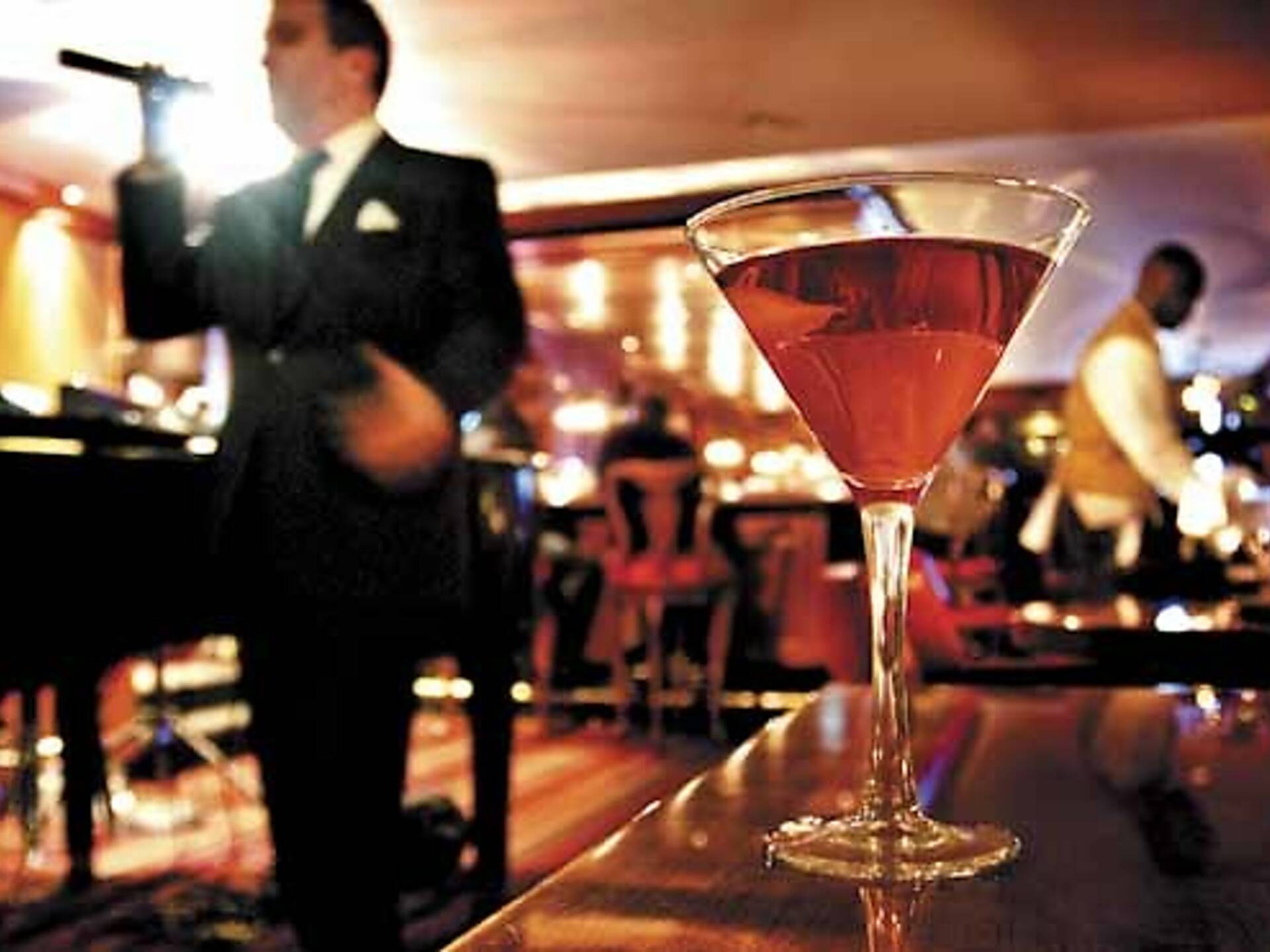 Cocktail bar report cards