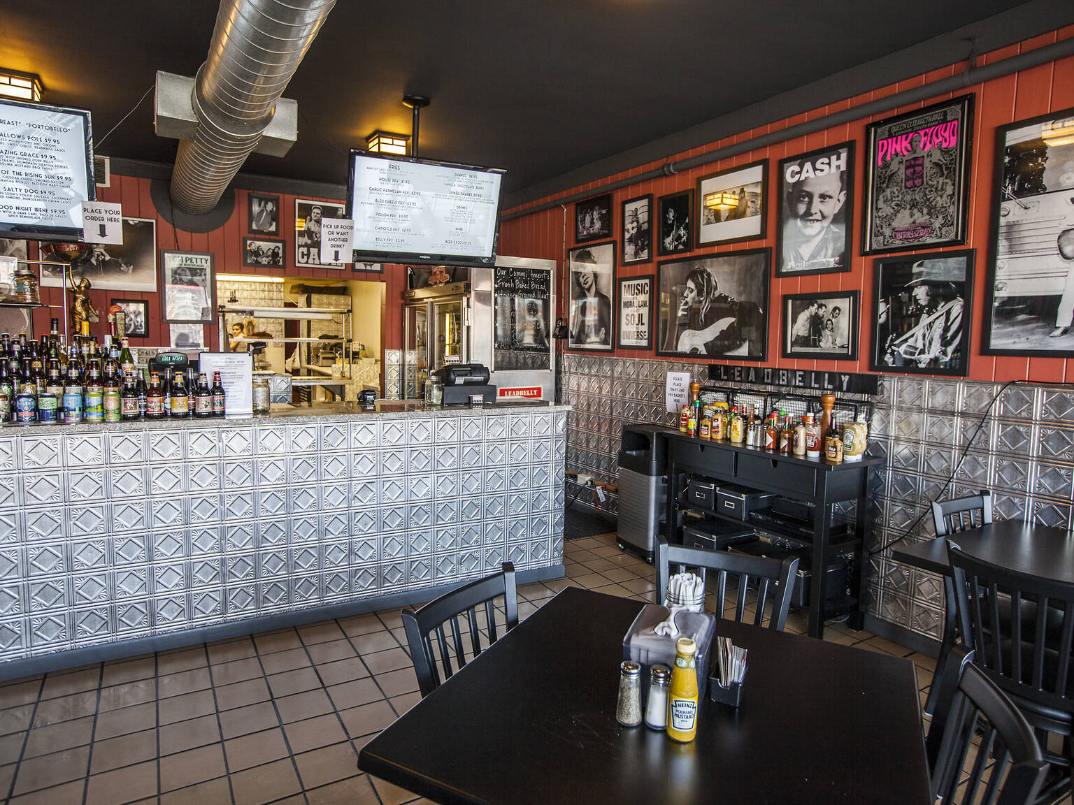 A guide to the best restaurants in Portage Park