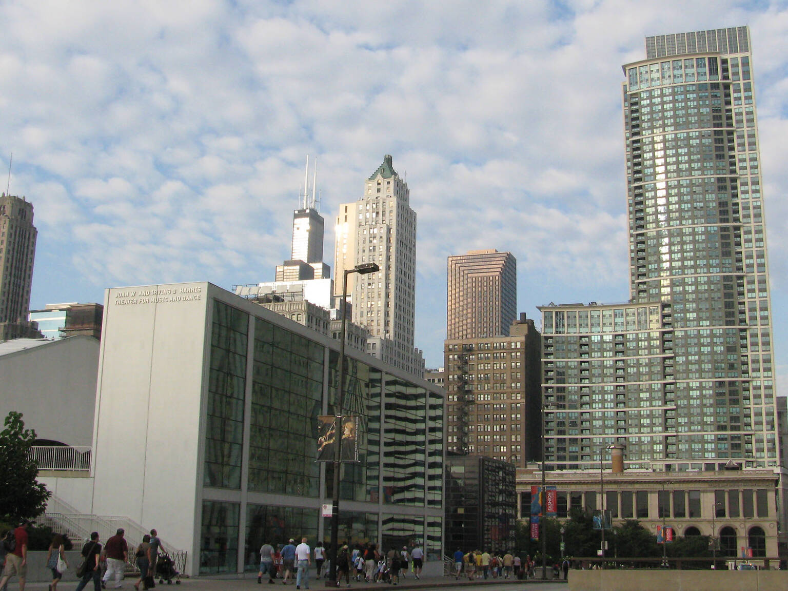 24 Best Chicago Theaters in the Loop and Beyond