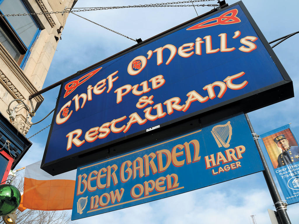 22 Best Irish Pubs & Bars in Chicago for Irish Beer and Whiskey