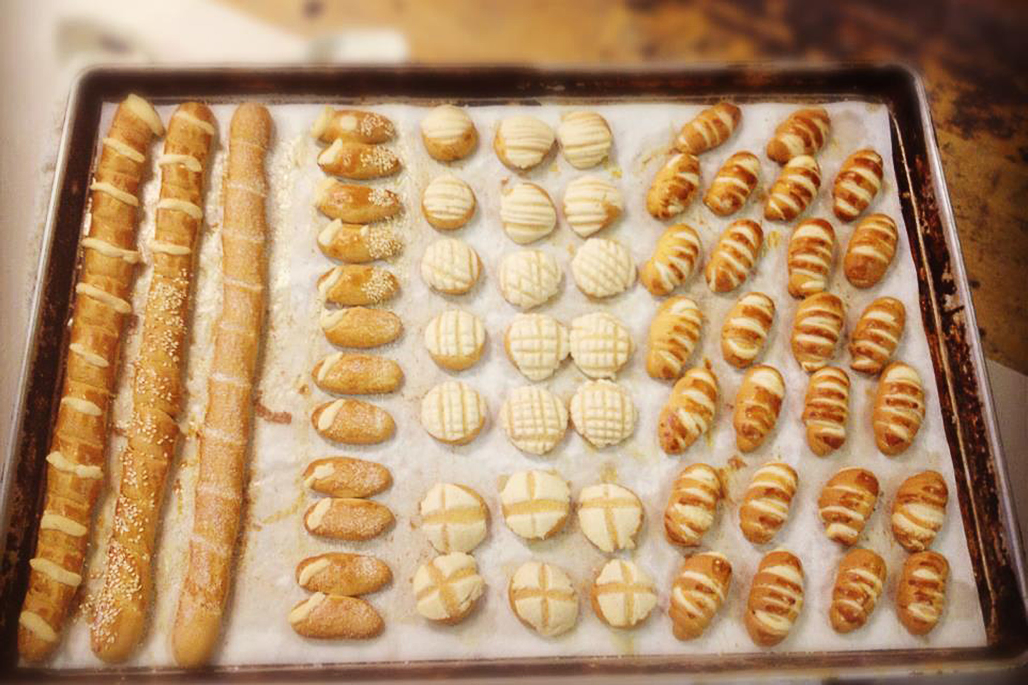 Isabella Bakery | Restaurants in Uptown, Chicago