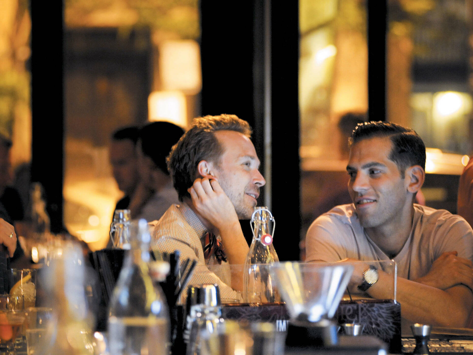 34 Best Gay Bars & Clubs to Go Drinking at Tonight in Chicago