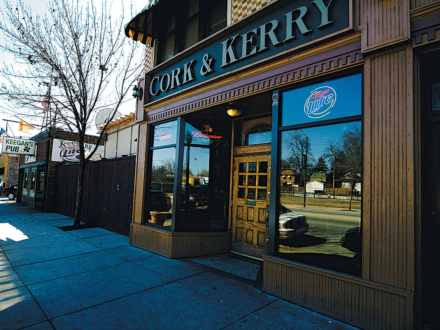 22 Best Irish Pubs & Bars in Chicago for Irish Beer and Whiskey