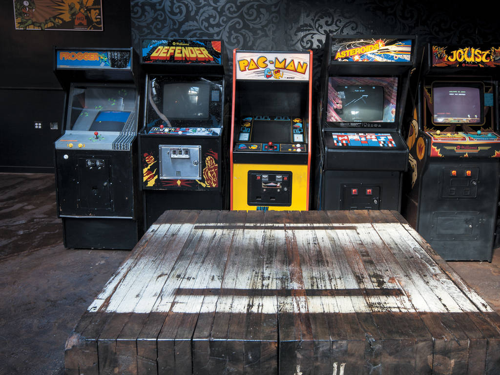 13 Best Arcade Bars in Chicago to Drink Beer and Play Games
