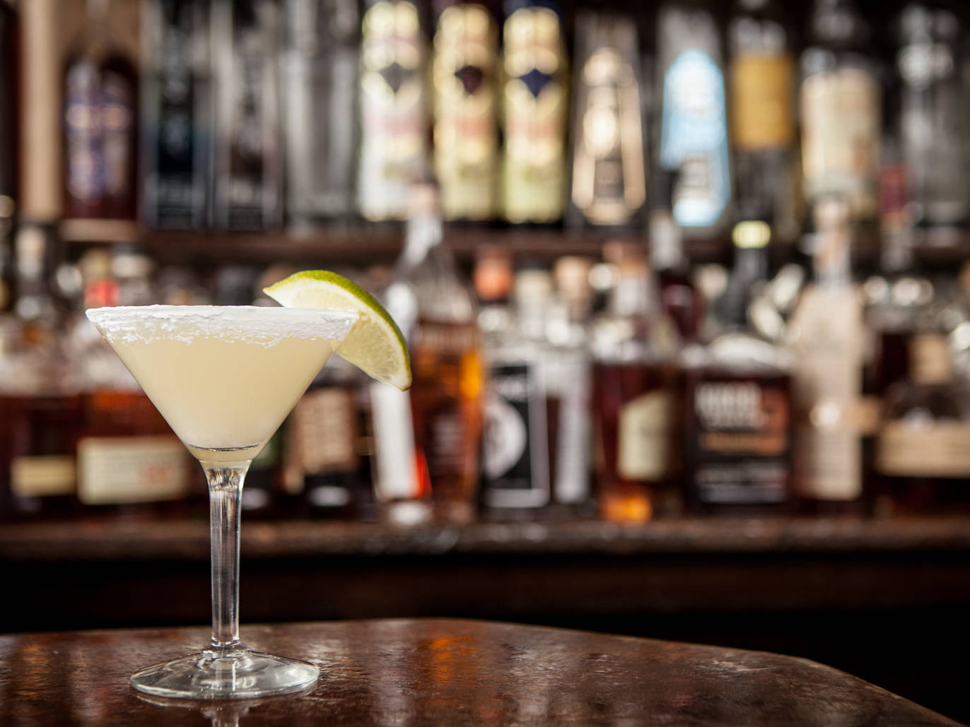 34 Best Cocktail Bars In Chicago For A Stiff Drink