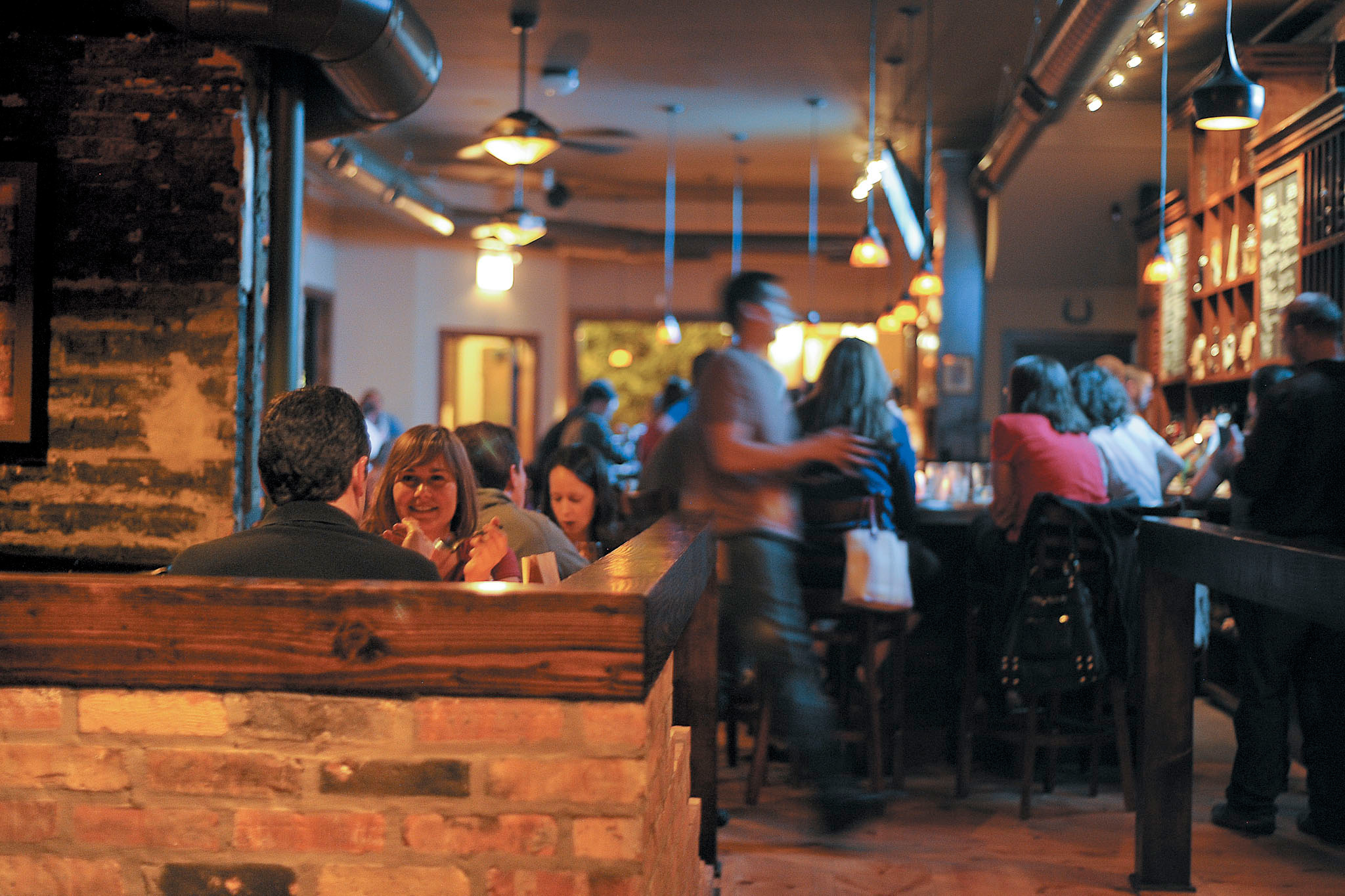 The Monkey's Paw | Bars in Lincoln Park, Chicago