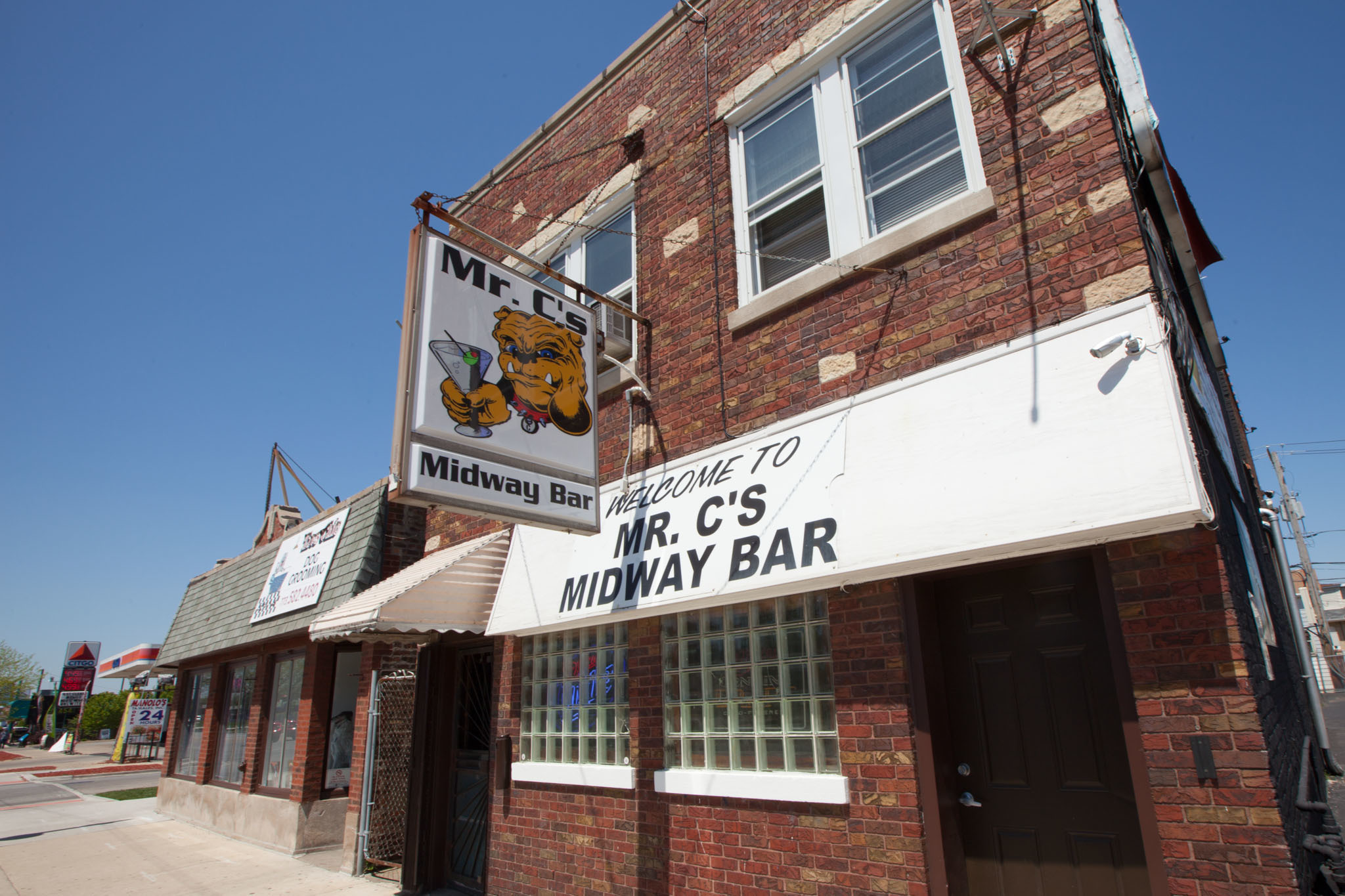 Mr. C's Midway Bar | Bars in Clearing, Chicago