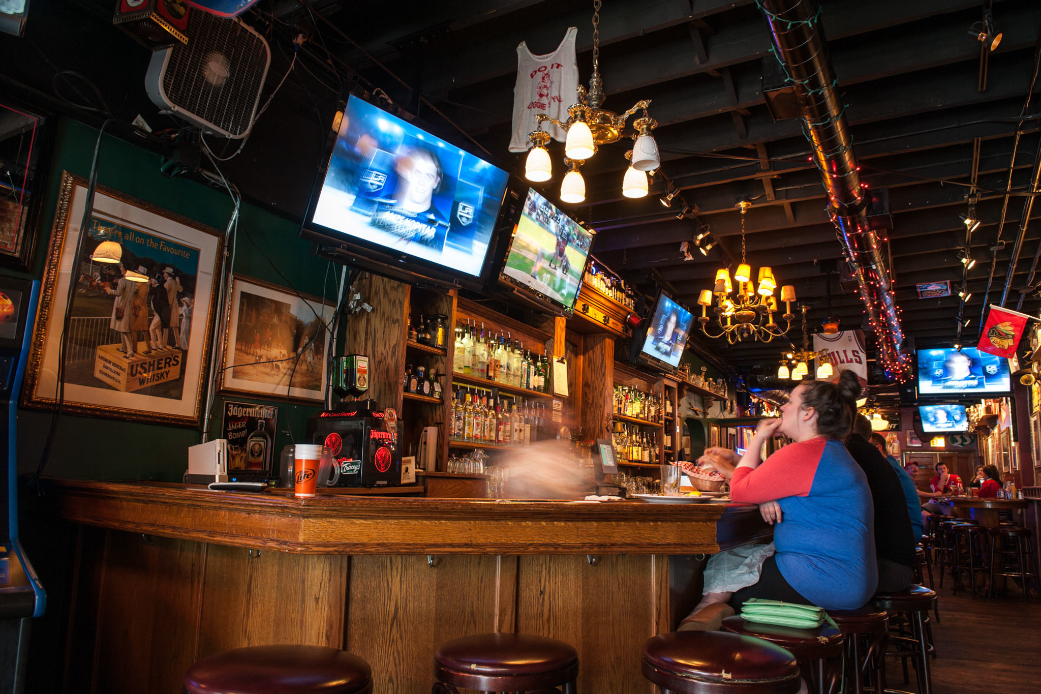 The Other Side Bar | Bars in Lincoln Park, Chicago