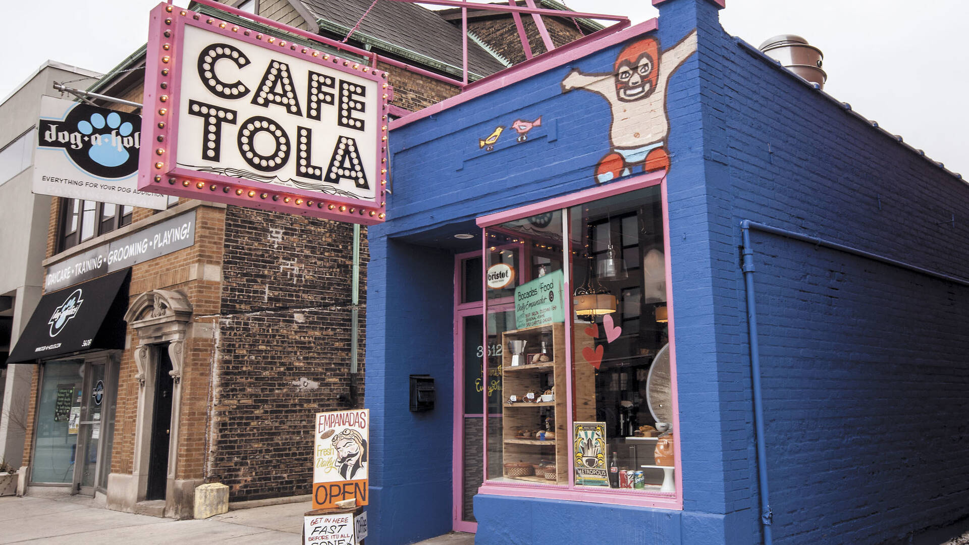 Café Tola | Restaurants in Lake View, Chicago
