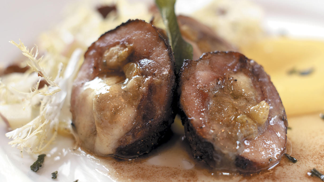 Hopleaf | Bars in Uptown, Chicago