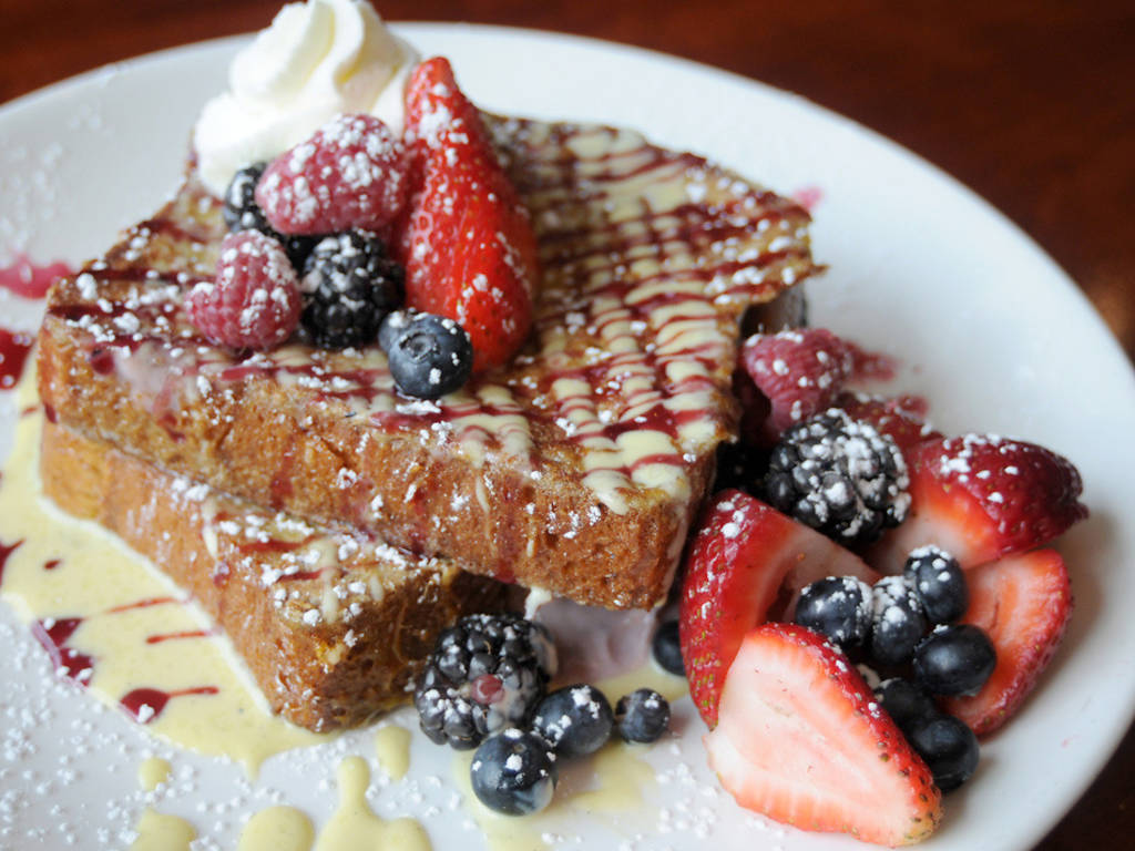 22 Best Breakfast Restaurants in Chicago for Starting the Day