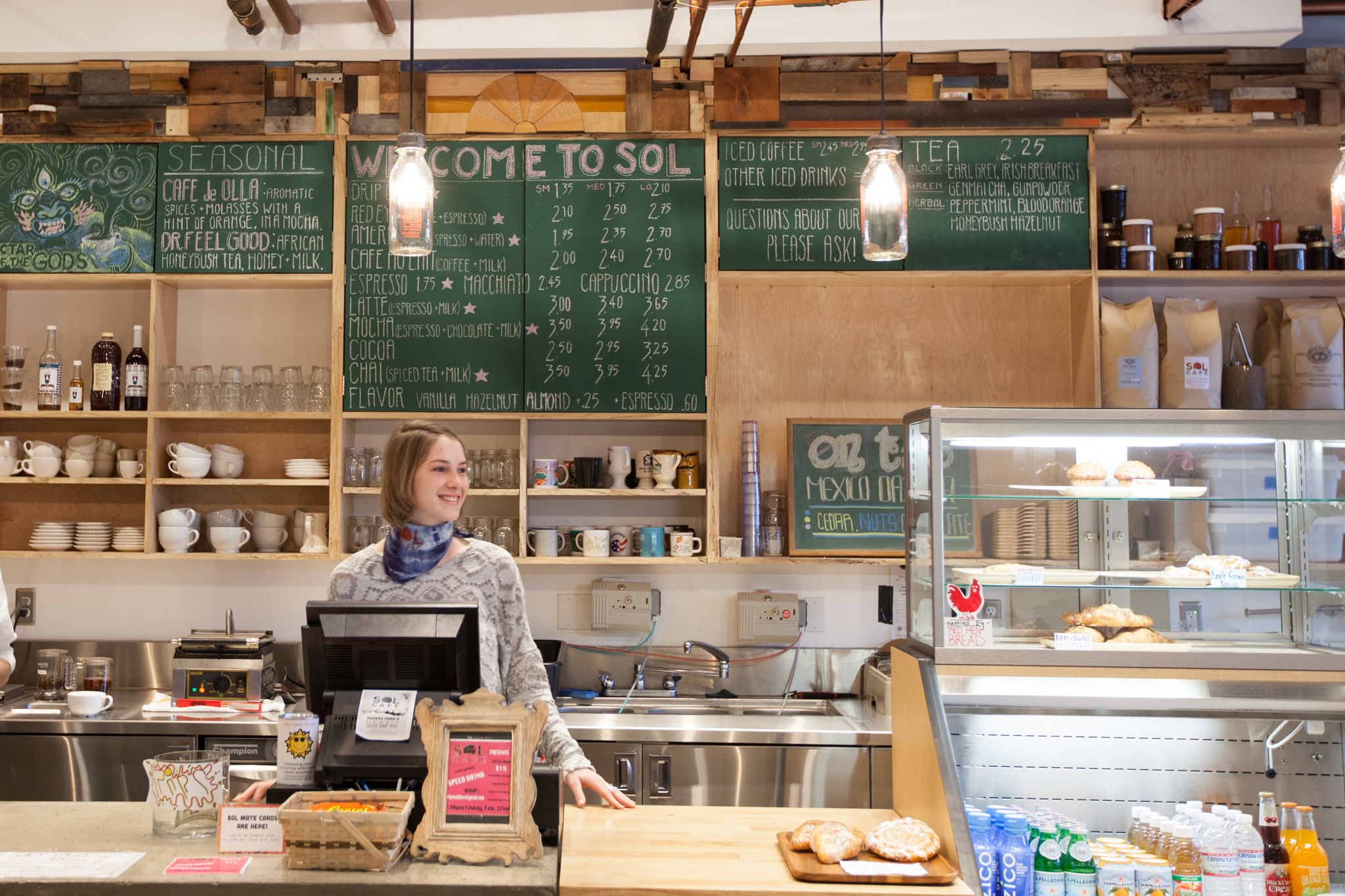 Sol Cafe | Restaurants in Rogers Park, Chicago