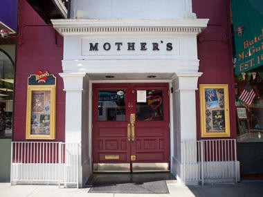 25 Late-Night Bars in Chicago That Stay Open Until 4am