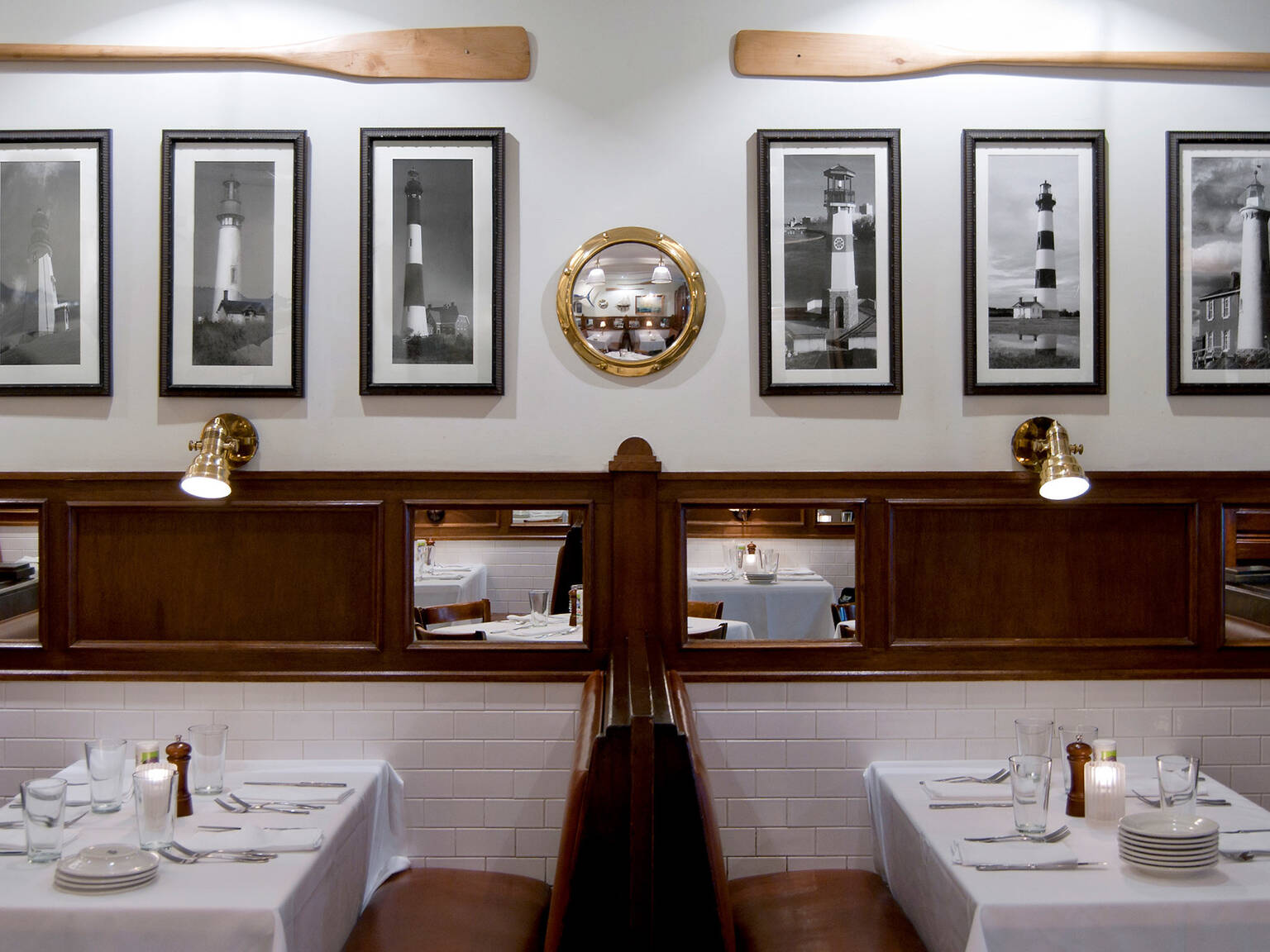 27 Best Seafood Restaurants in Chicago, According to Food Editors