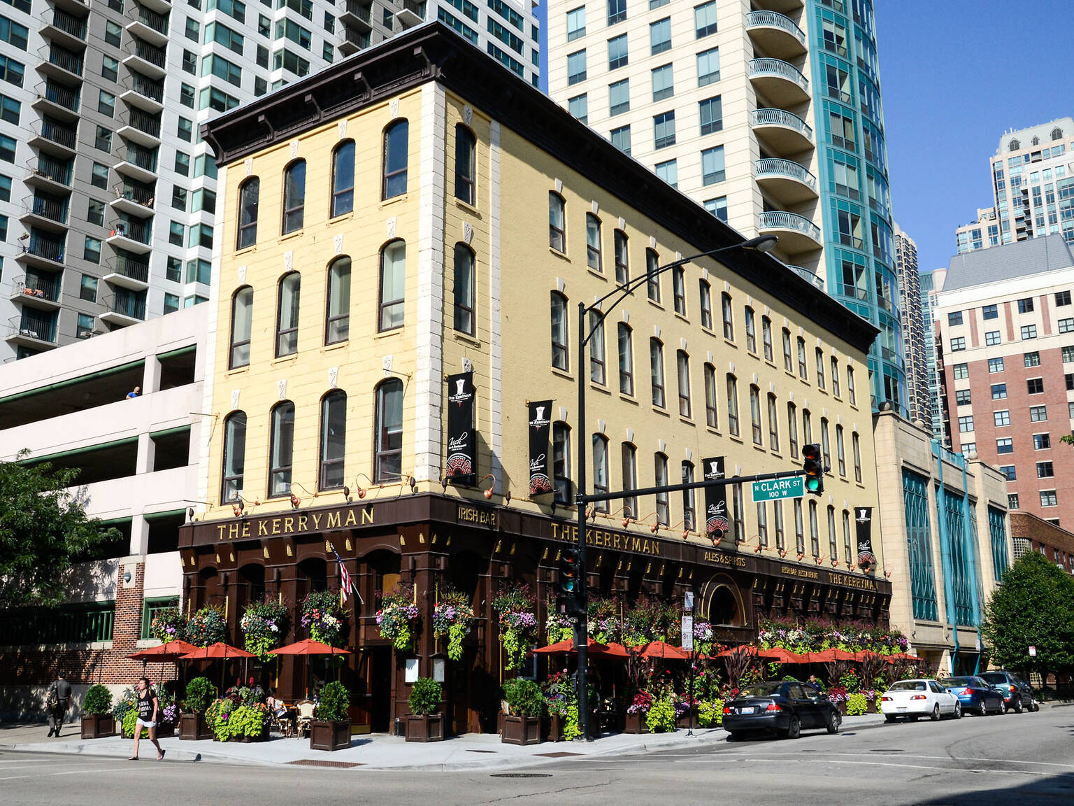 22 Best Irish Pubs & Bars in Chicago for Irish Beer and Whiskey