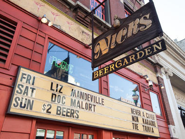 25 Late-Night Bars in Chicago That Stay Open Until 4am