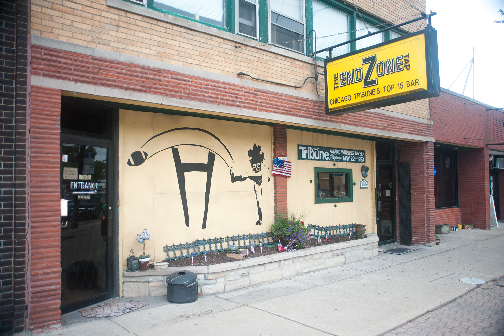 End Zone Tap | Bars in Beverly, Chicago