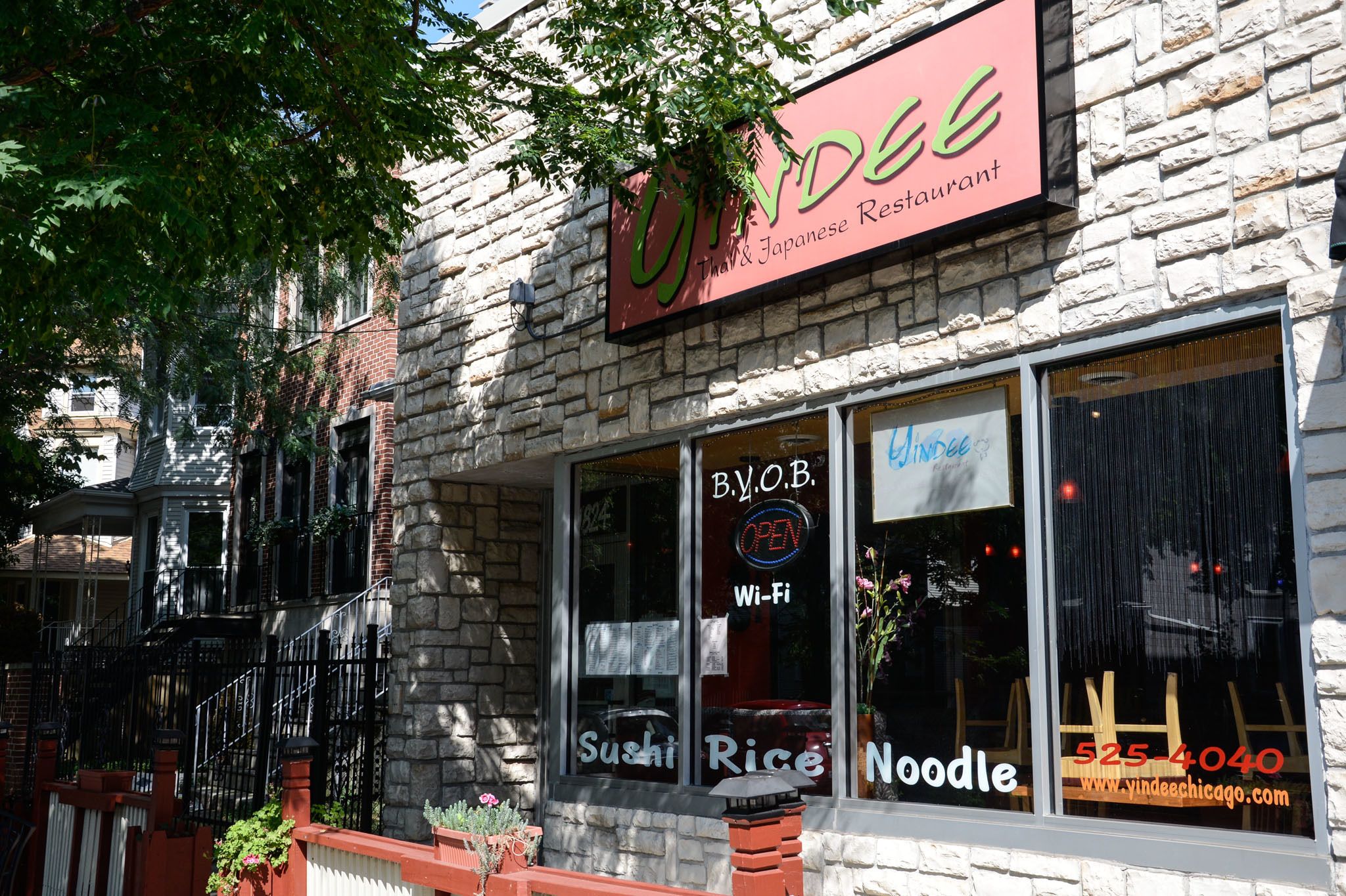 Yindee | Restaurants in North Center, Chicago