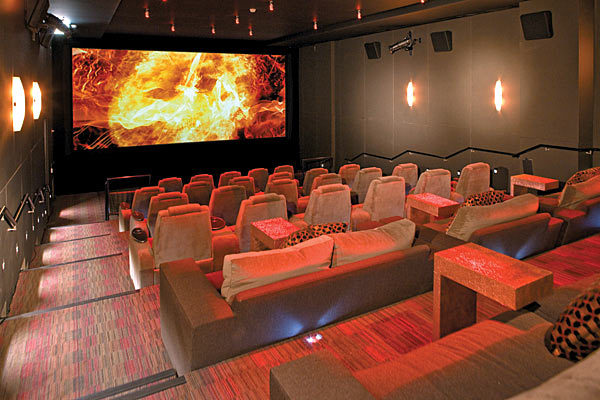 Screen at theWit | Luxury theater review