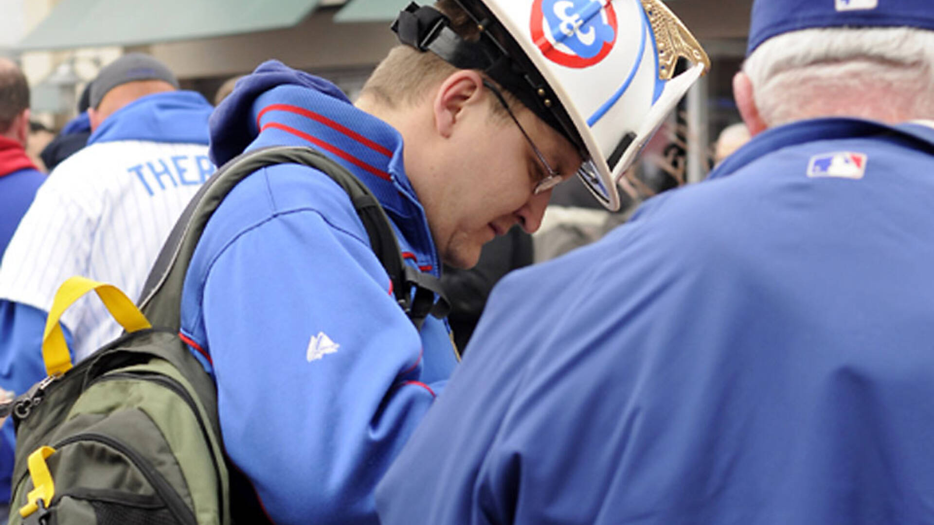 Opening Day 2011 at Wrigley Field: Photo gallery