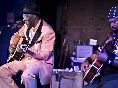 Best clubs and venues for blues music in Chicago