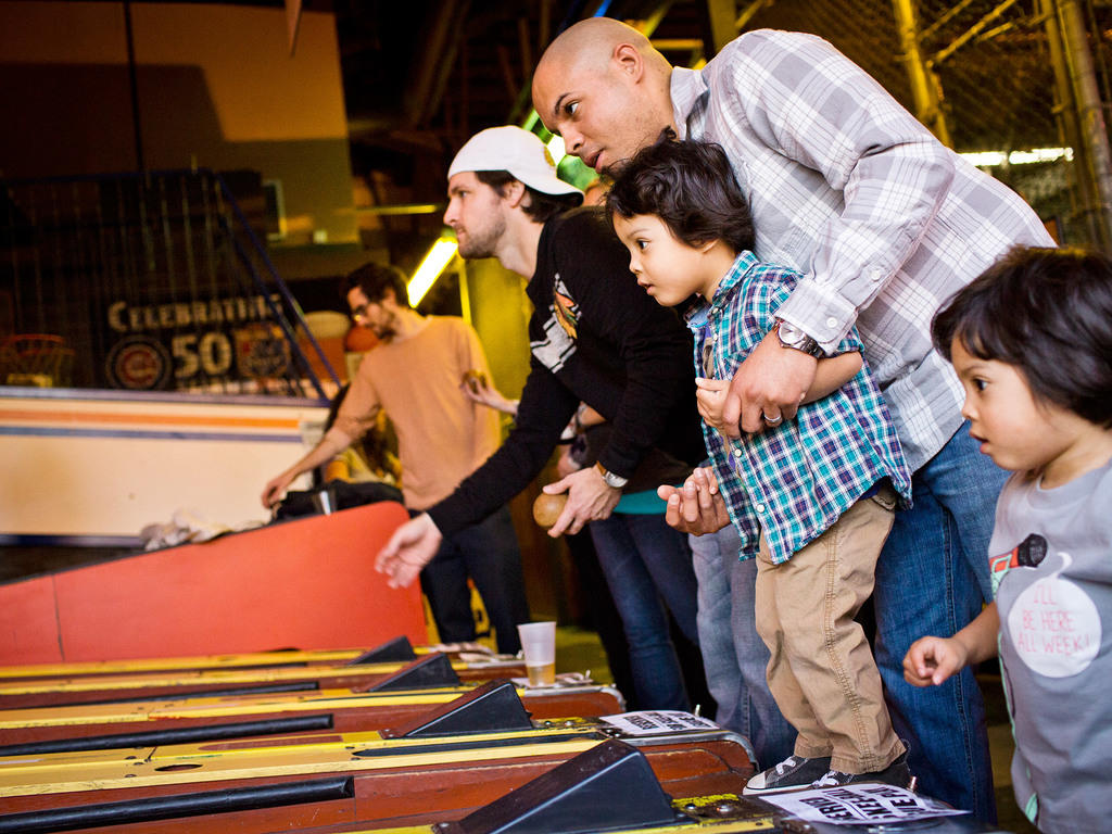 17 Wrigleyville Bars Where You Can Watch the Cubs Play