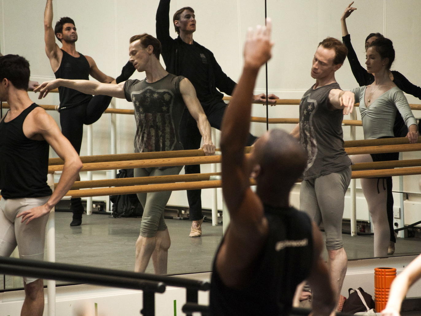 Behind the scenes tour of the Royal Opera House - London in pictures ...