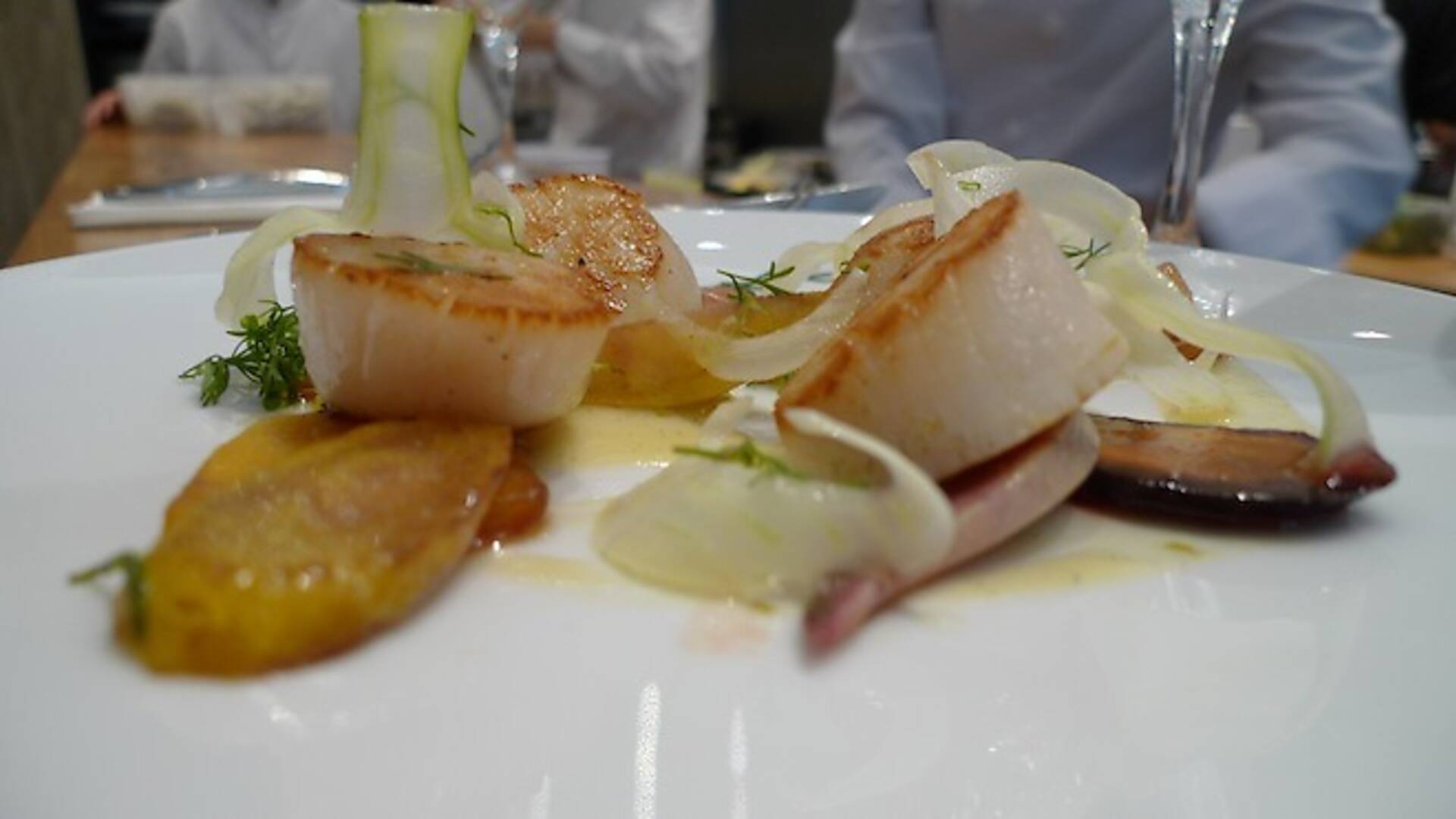 Le BAT | Restaurants à Faubourg Montmartre, Paris