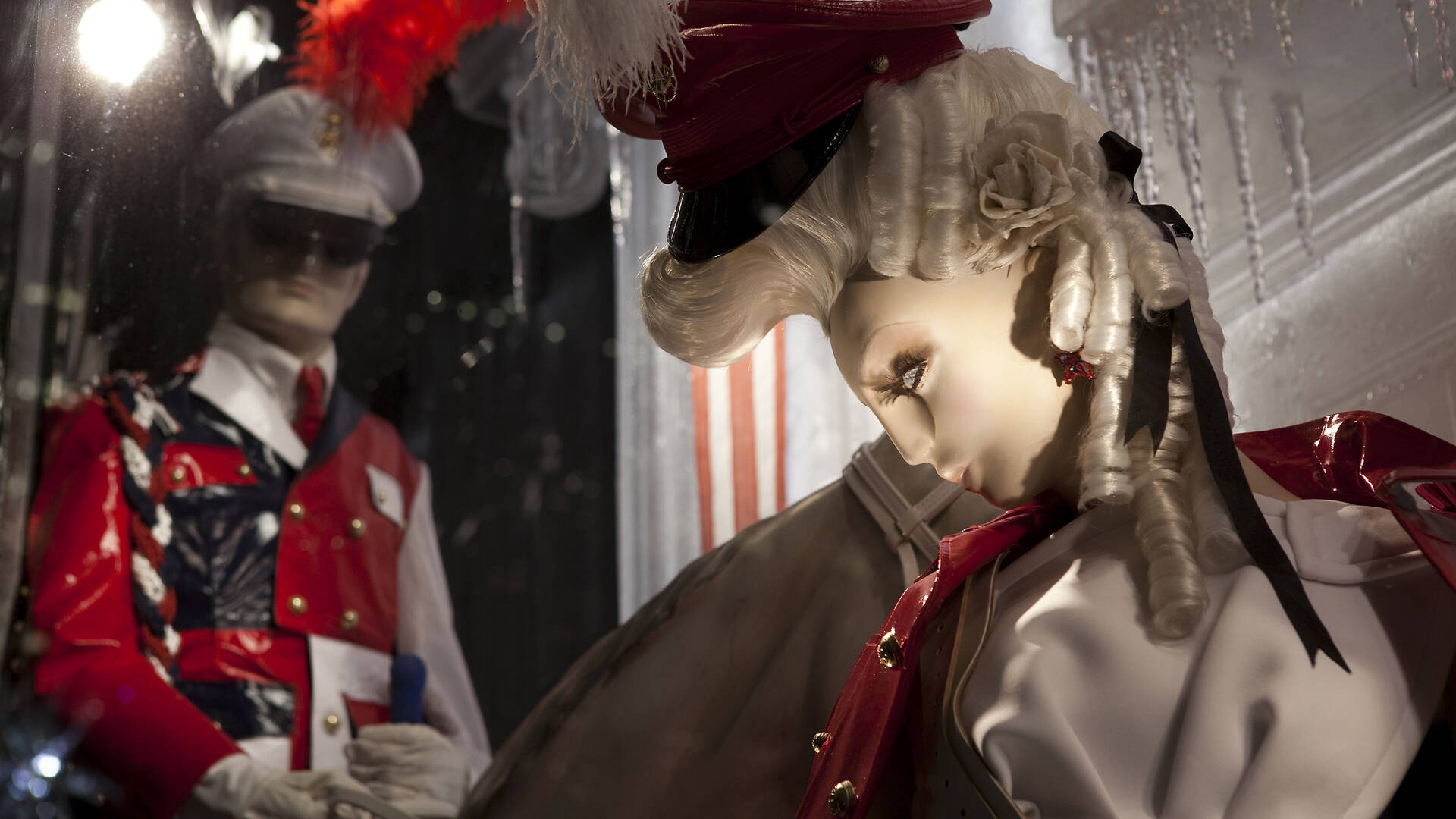 Bergdorf Goodman holiday windows | Things to do in New York