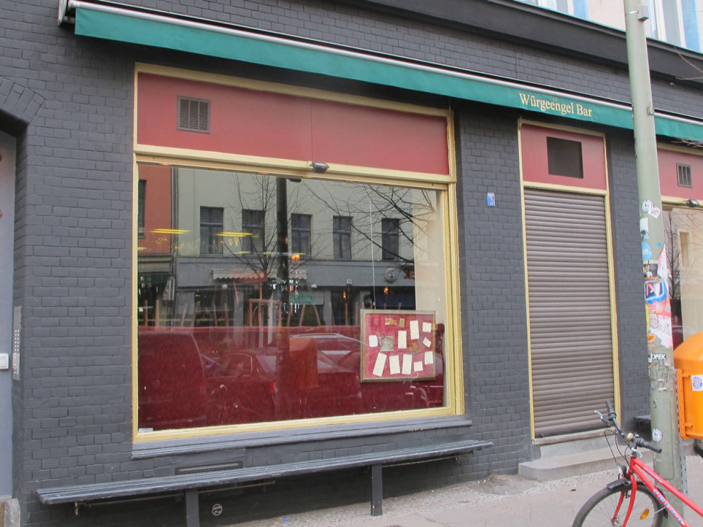 14 Best Bars in Berlin, from Cocktail Bars to Neighbourhood Dives