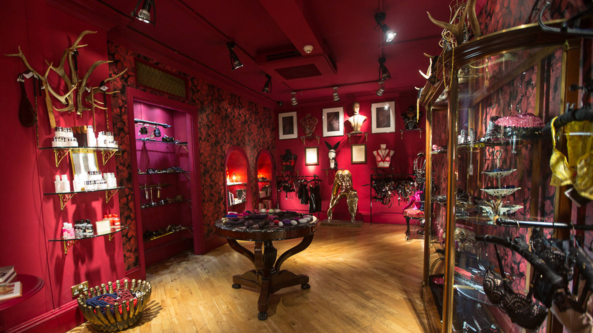 Coco de Mer | Shopping in Seven Dials, London