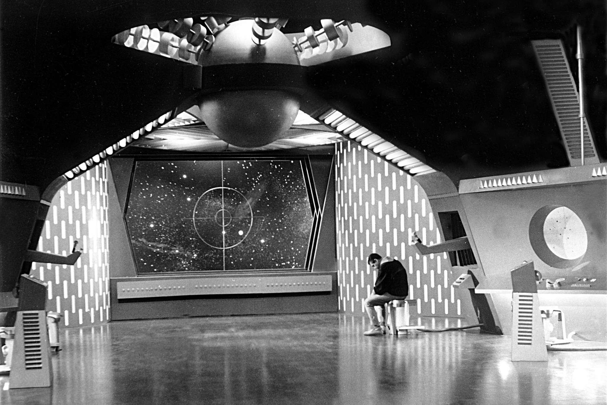 Report On The Construction Of A Spaceship Module Museums In New York