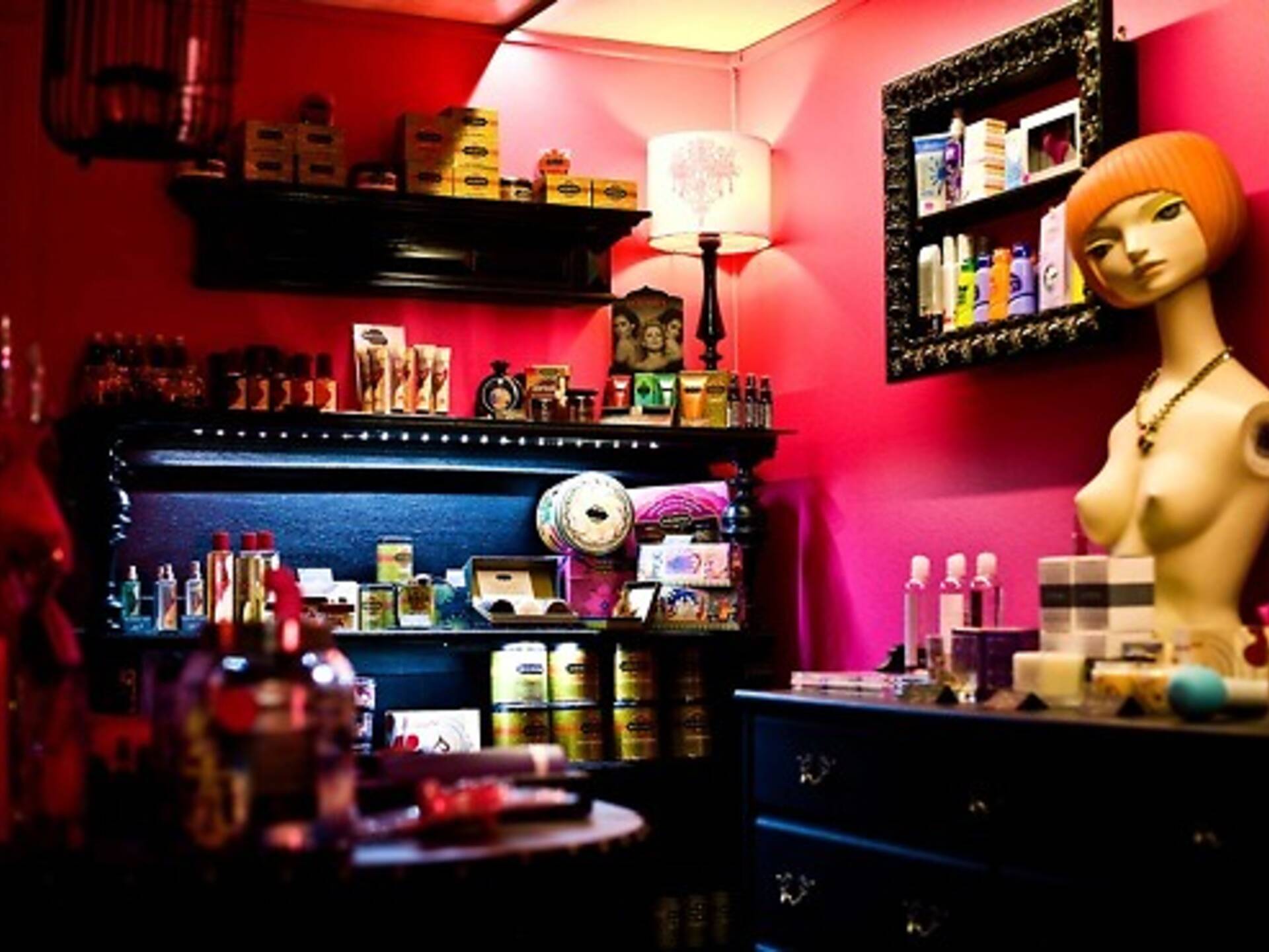 The 100 best shops in Paris – Lingerie and erotica – Time Out Paris