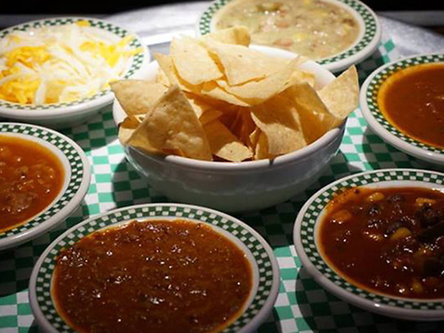 22 Best Sports Bars in Los Angeles to Watch the Big Game