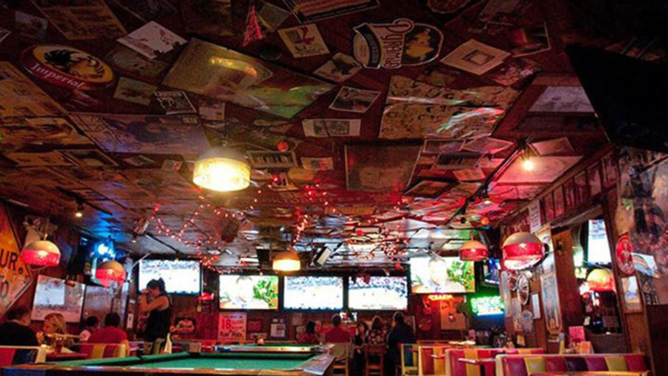 Barney's Beanery | Bars in West Hollywood, Los Angeles