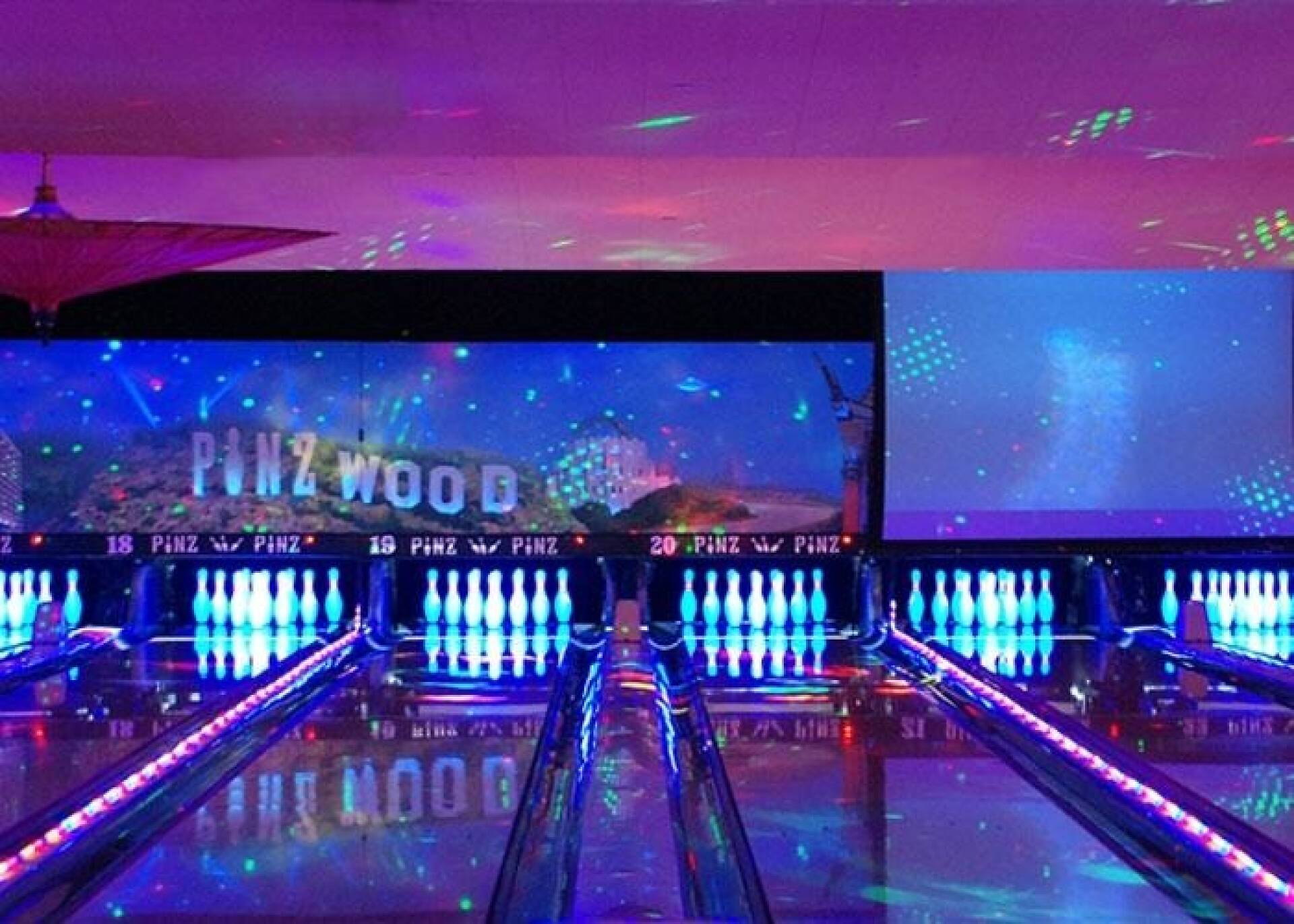 8 best bowling alleys in Los Angeles to knock down some pins